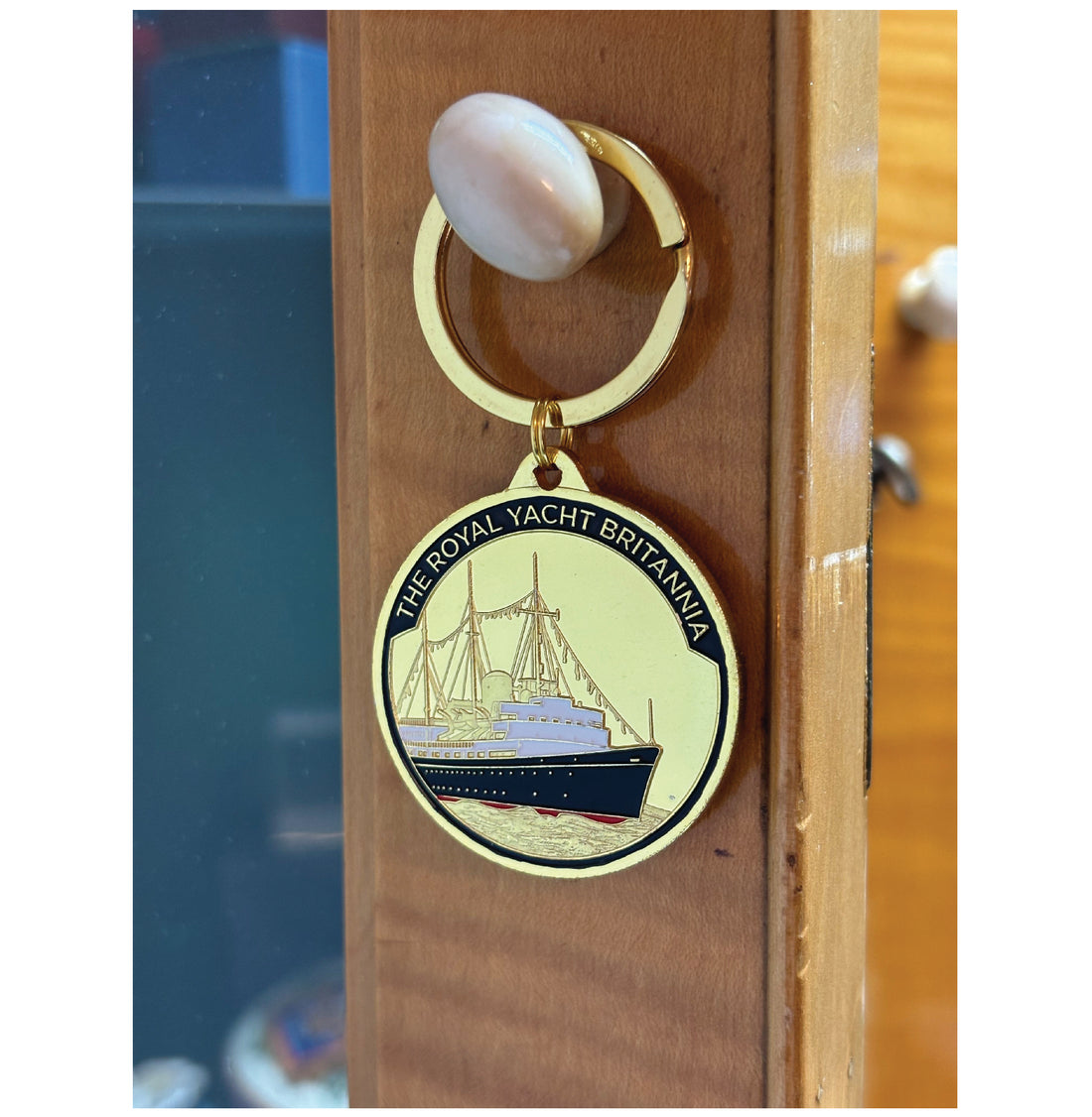 Britannia Ship and Crest Round Keyring – The Royal Yacht Britannia
